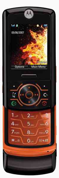 El MOTOROKR Z6 sube el volumen de la música móvil | Todo en un click