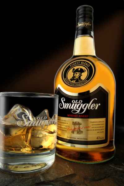 Old Smuggler presenta su nuevo pack especial | Todo en un click